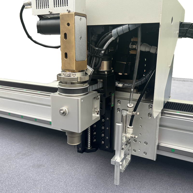 CNC Clothing Fabric Cutting Machine - JEKE CNC Cutting Machine